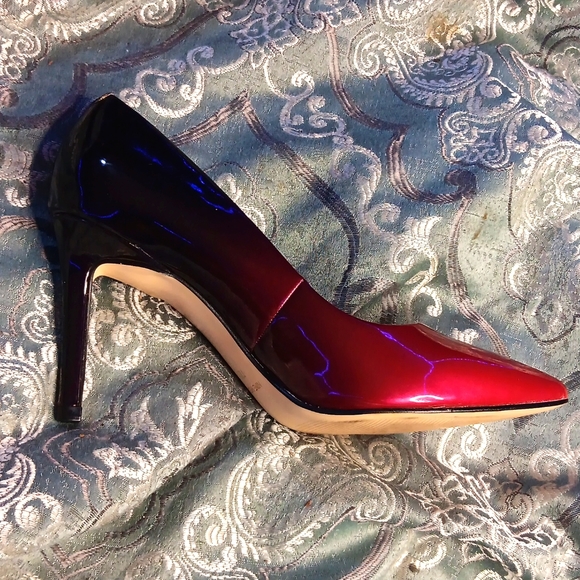 Nine West | Shoes | Nine West Two Tone Candy Apple Red And Black Size ...